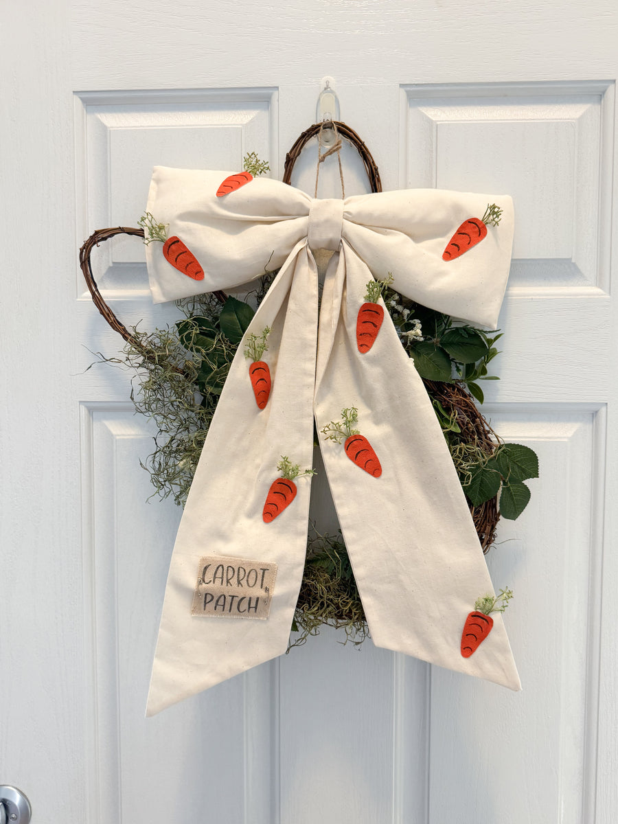 Large Carrot Bow Hanger – Birch Lane by Jennifer